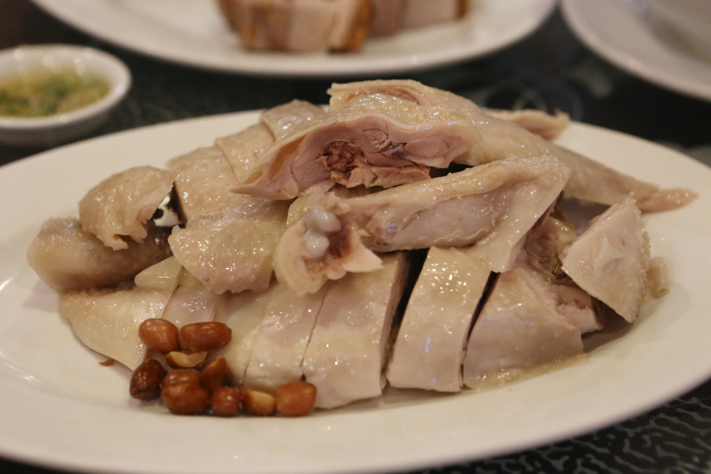 ร้าน Specialty Chicken & Wonton House ข้าวมันไก่และหมูกรอบขั้นเทพ ...